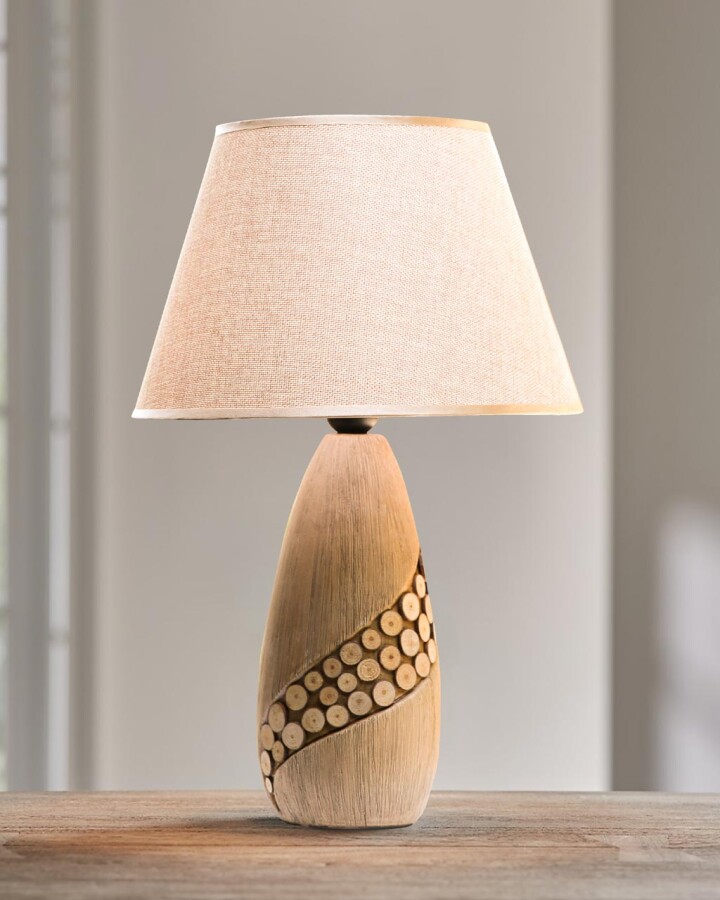 9 mẫu đèn để bàn bày mùa nào cũng tiện